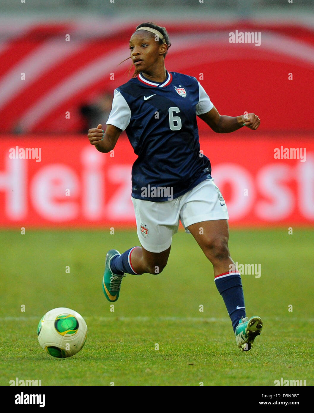 USA's Crystal Dunn plays the ball during the women's international ...