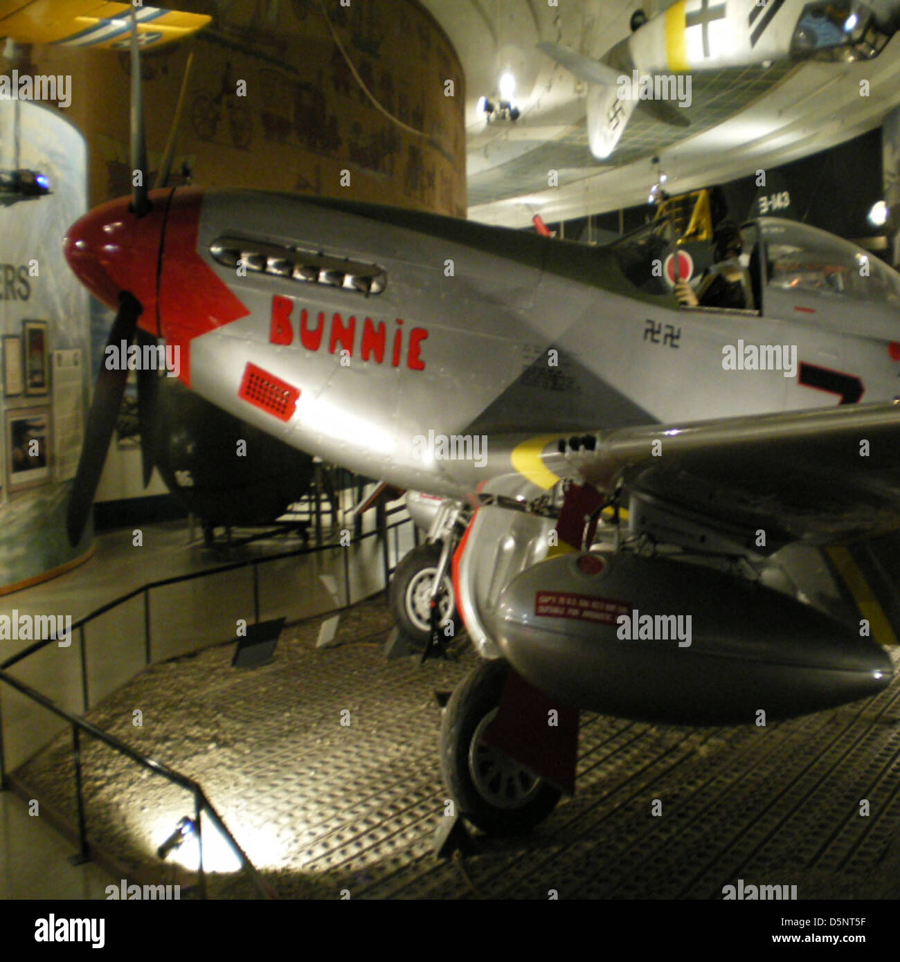 F45 hi-res stock photography and images - Alamy