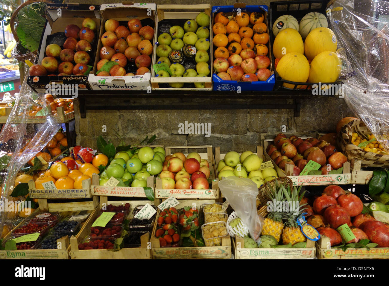 Traveling Europe food culinary Rustic fruit stand Stock Photo - Alamy