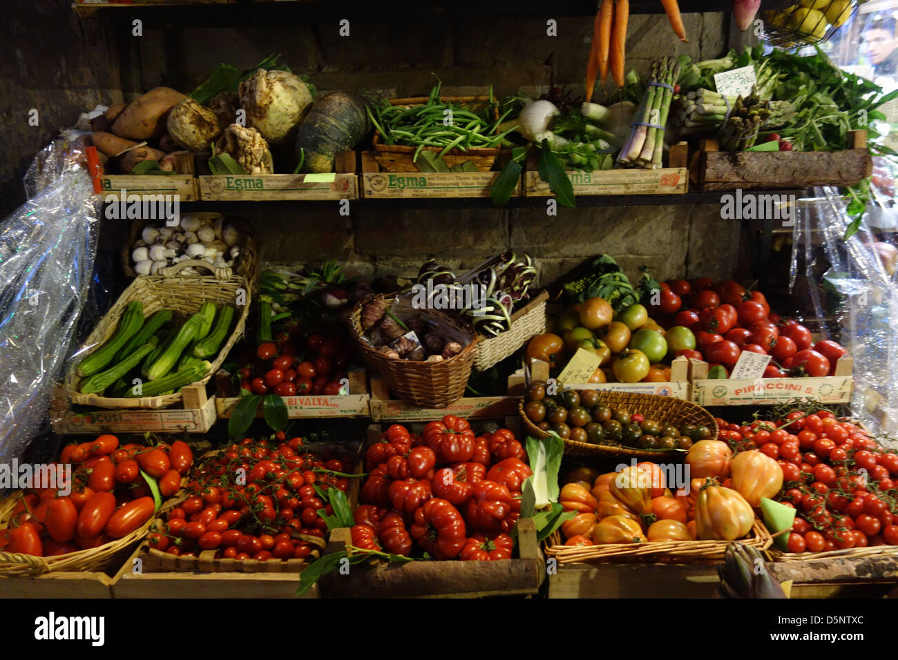Traveling Europe. Rustic vegetable stand Stock Photo - Alamy