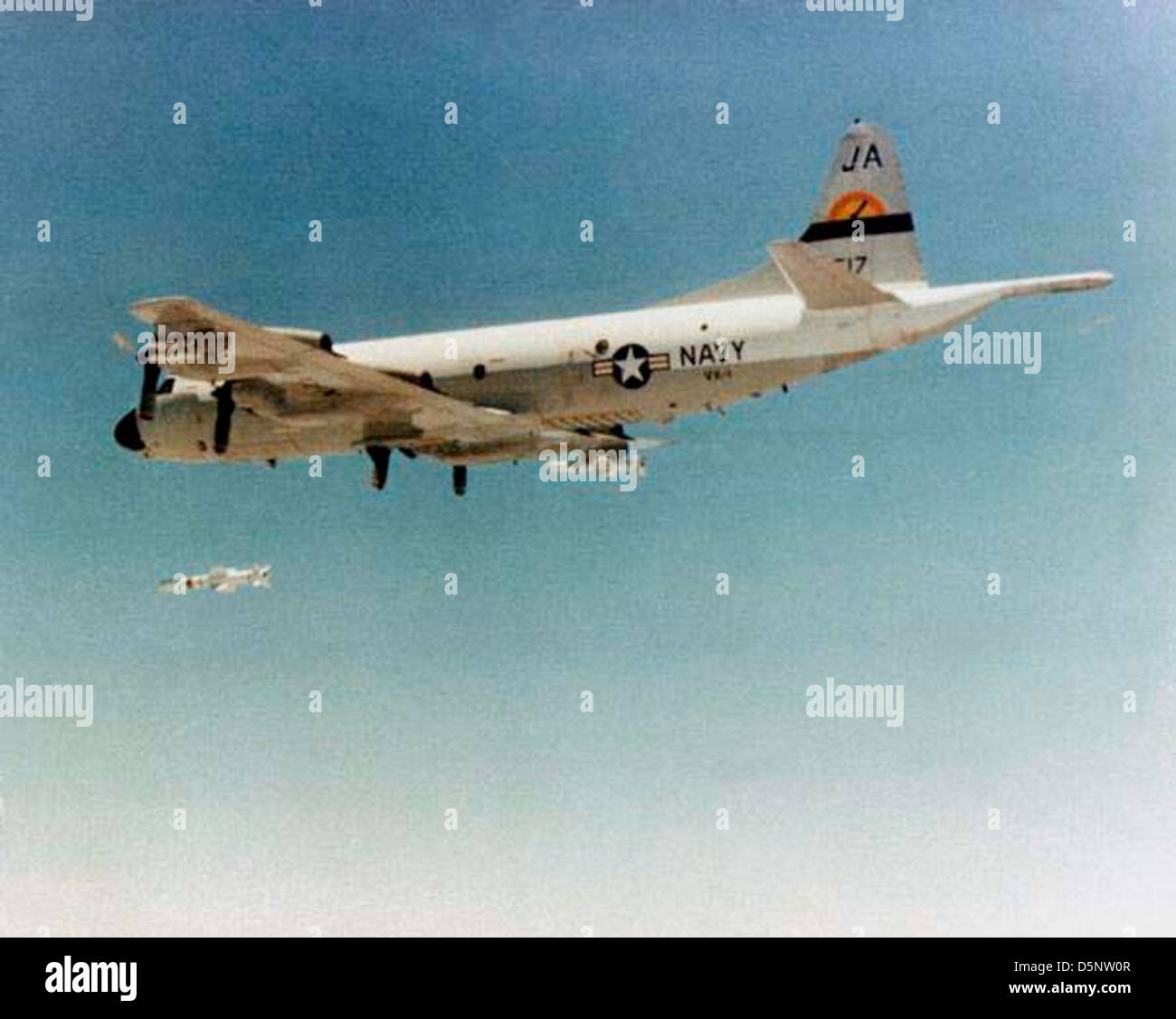 Harpoon 1 hi-res stock photography and images - Alamy