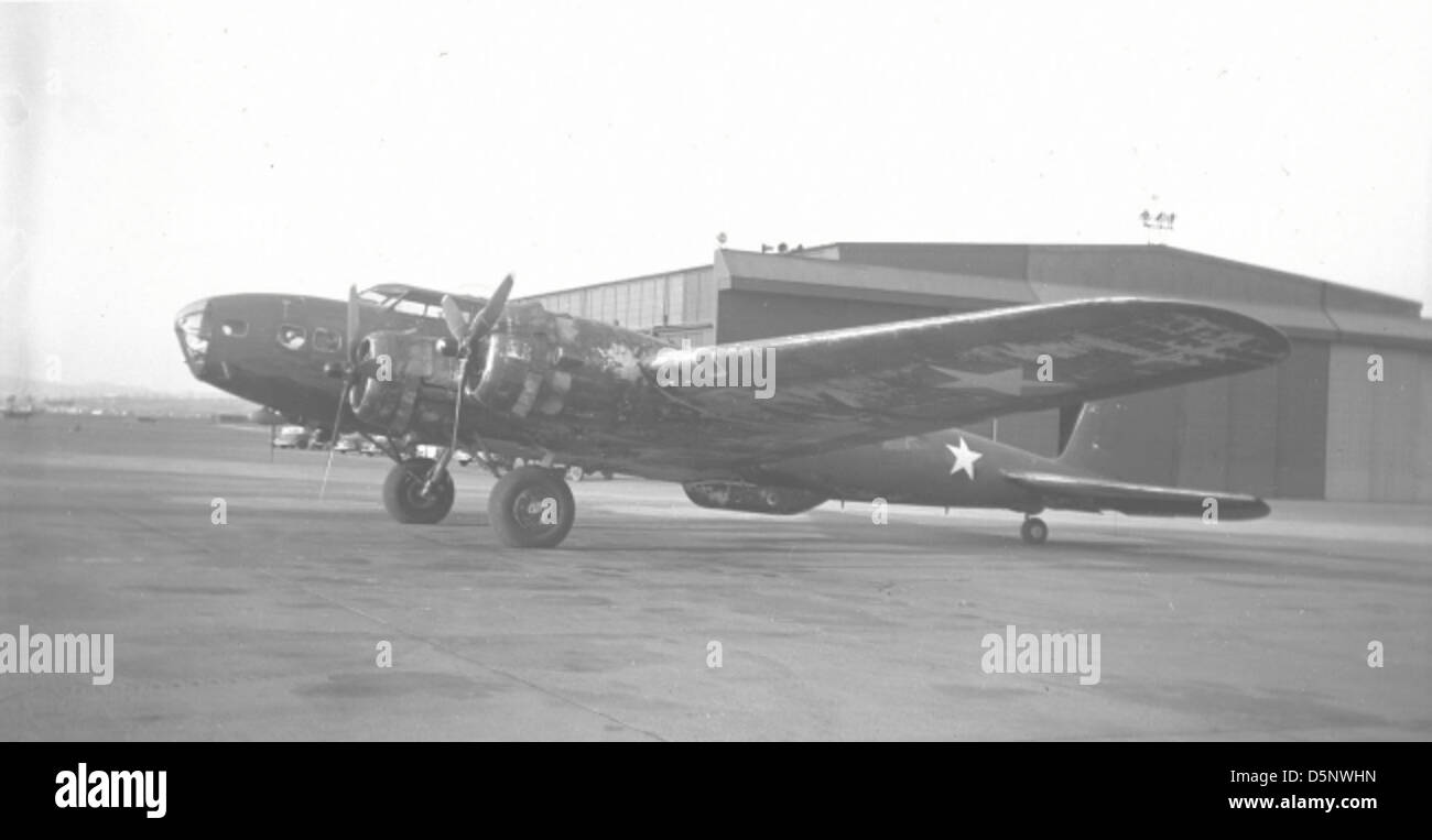 Boeing B-17C, The Swoose, at Hammer Fld exposure Stock Photo - Alamy