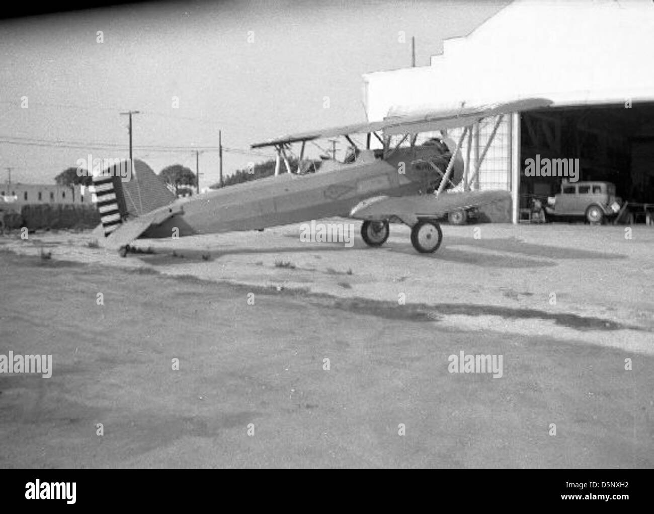 Basic trainer aircraft Black and White Stock Photos & Images - Alamy