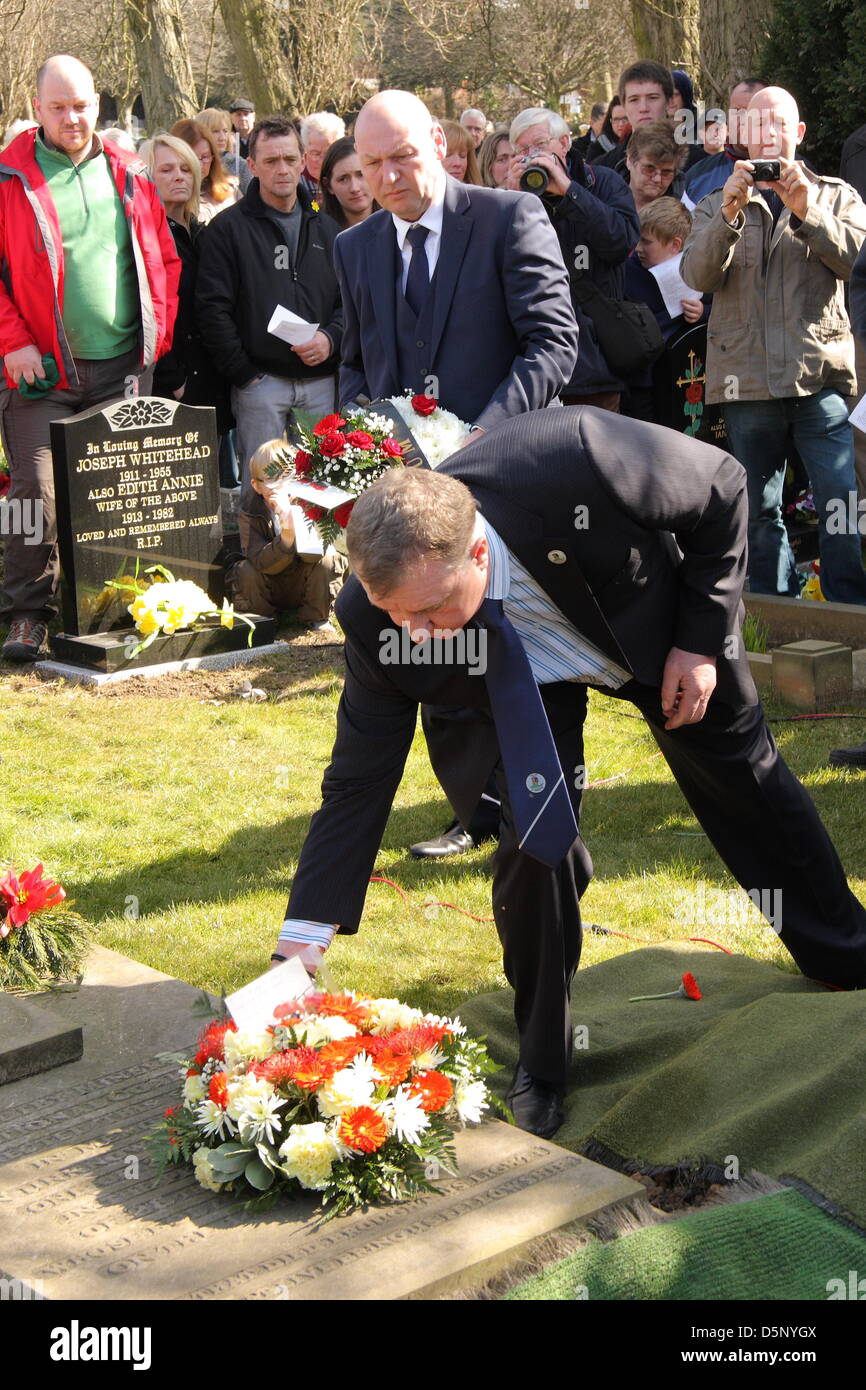 Miners, former miners, NUM members lay a piece of coal to rest at ...