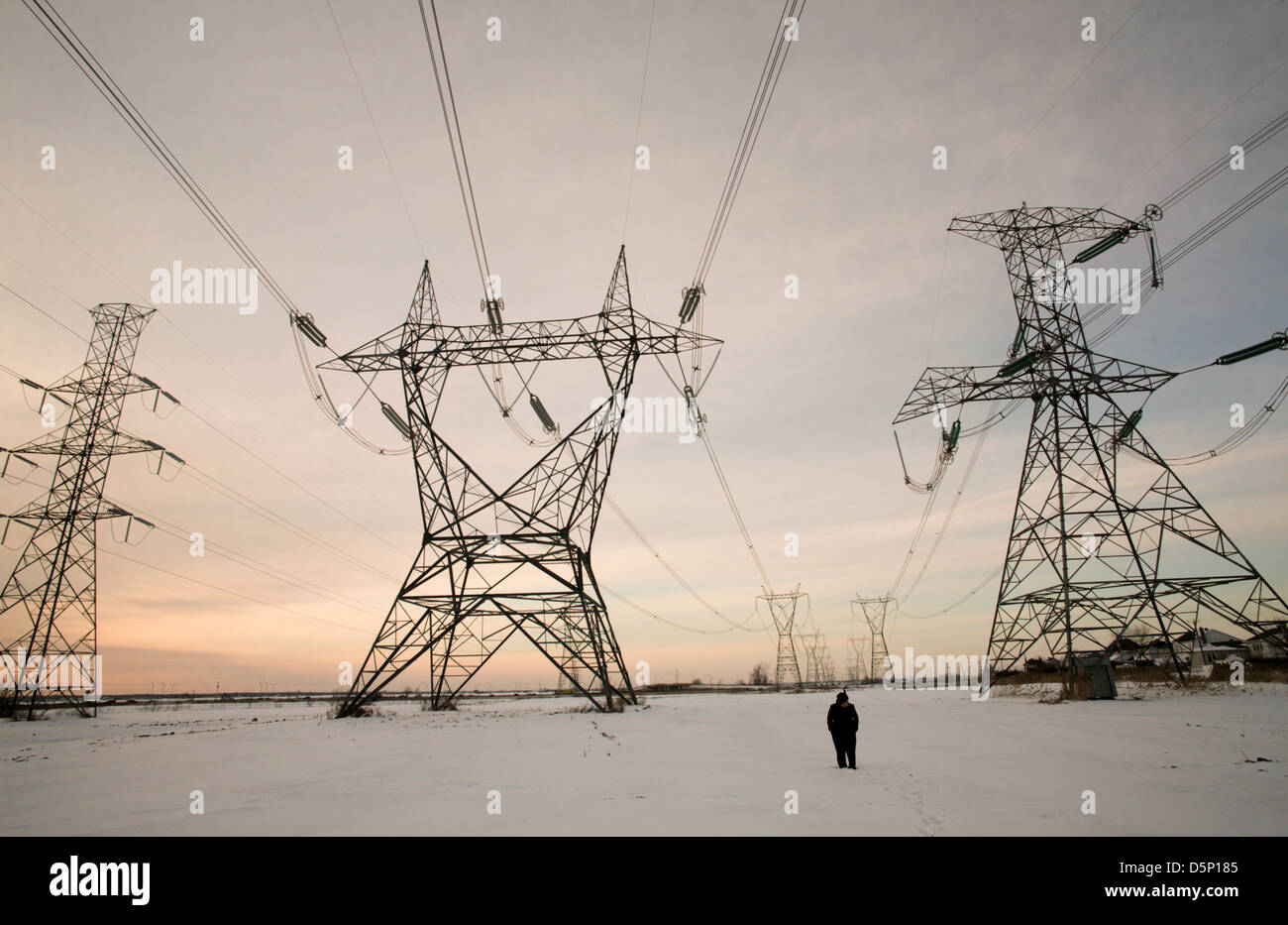 Hydro electric lines quebec hi-res stock photography and images - Alamy