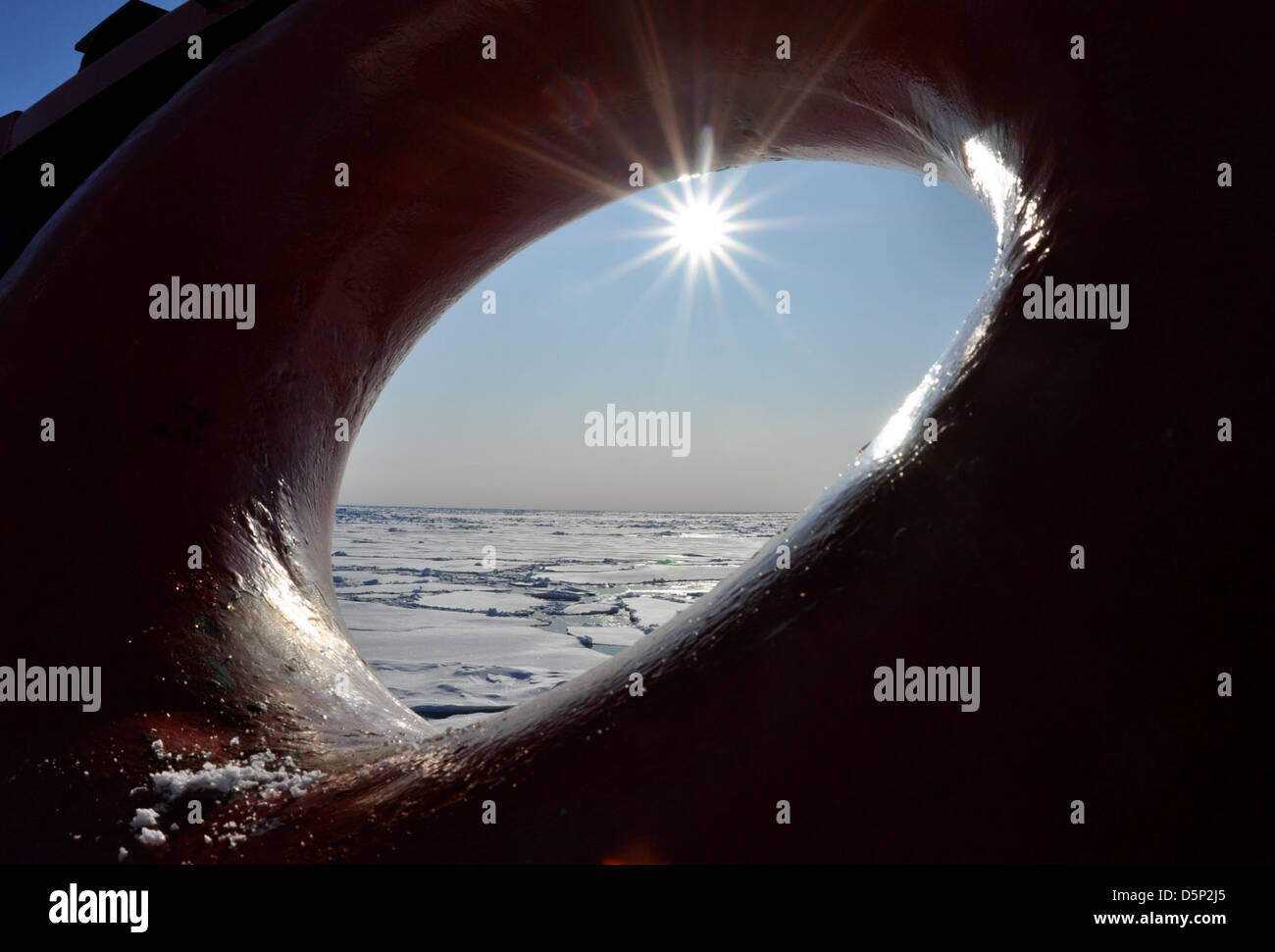 The Coast Guard cutter Healy, part of the U.S. Coast Guard's Arctic ...
