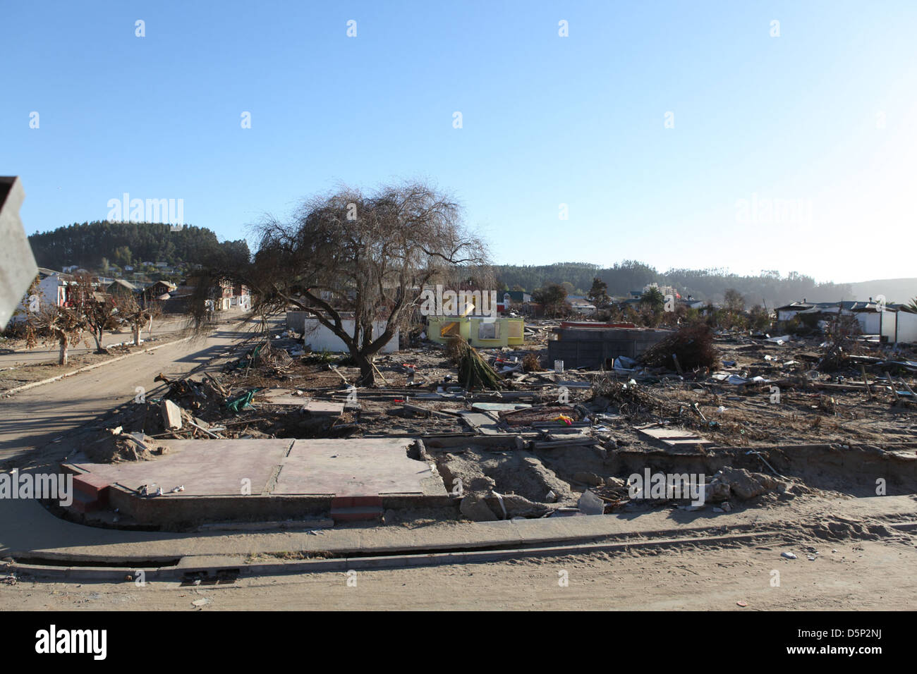 Earthquake like destruction hi-res stock photography and images - Alamy