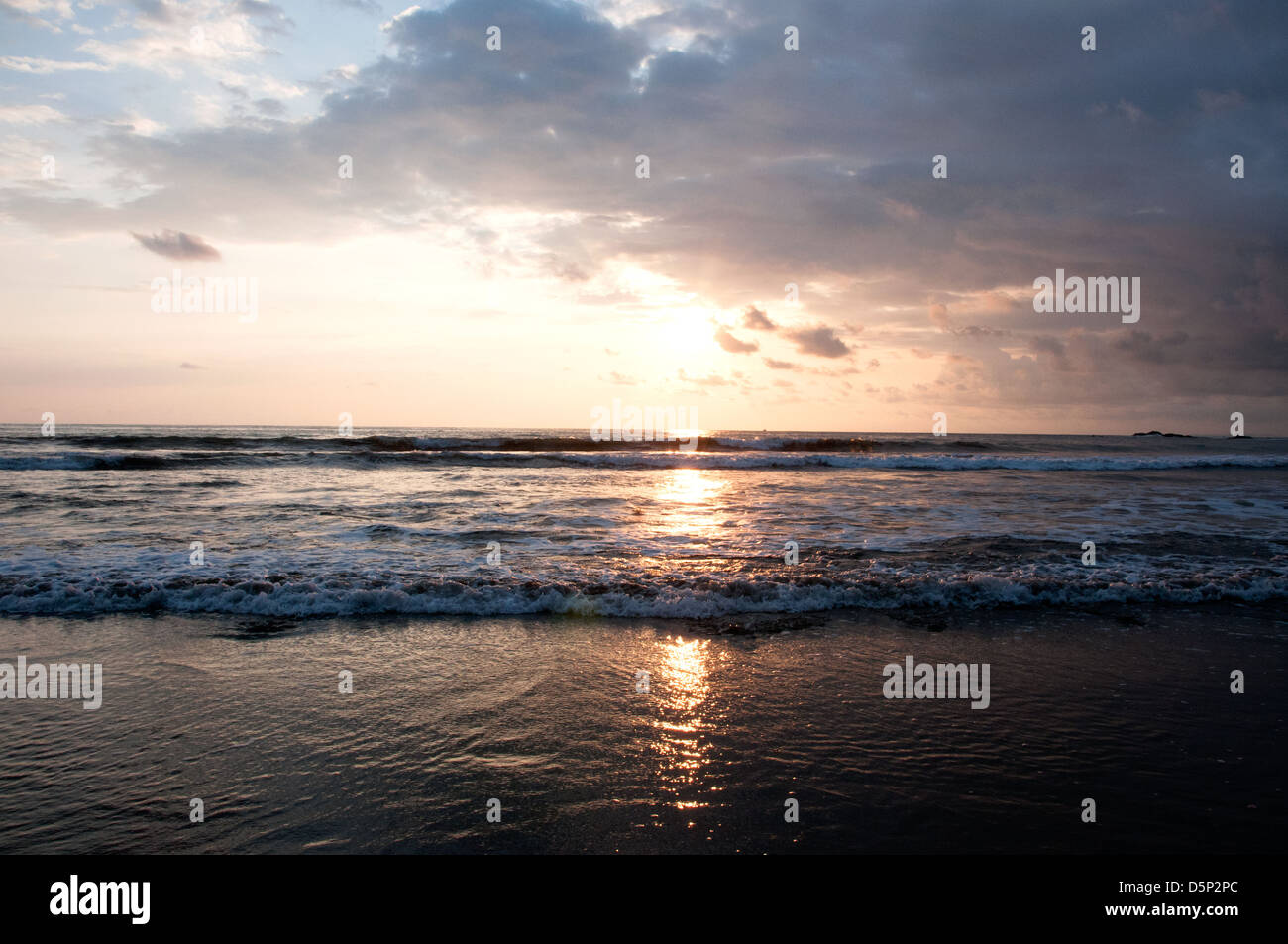 Sunset and Ocean Dominical Costa Rica Stock Photo - Alamy