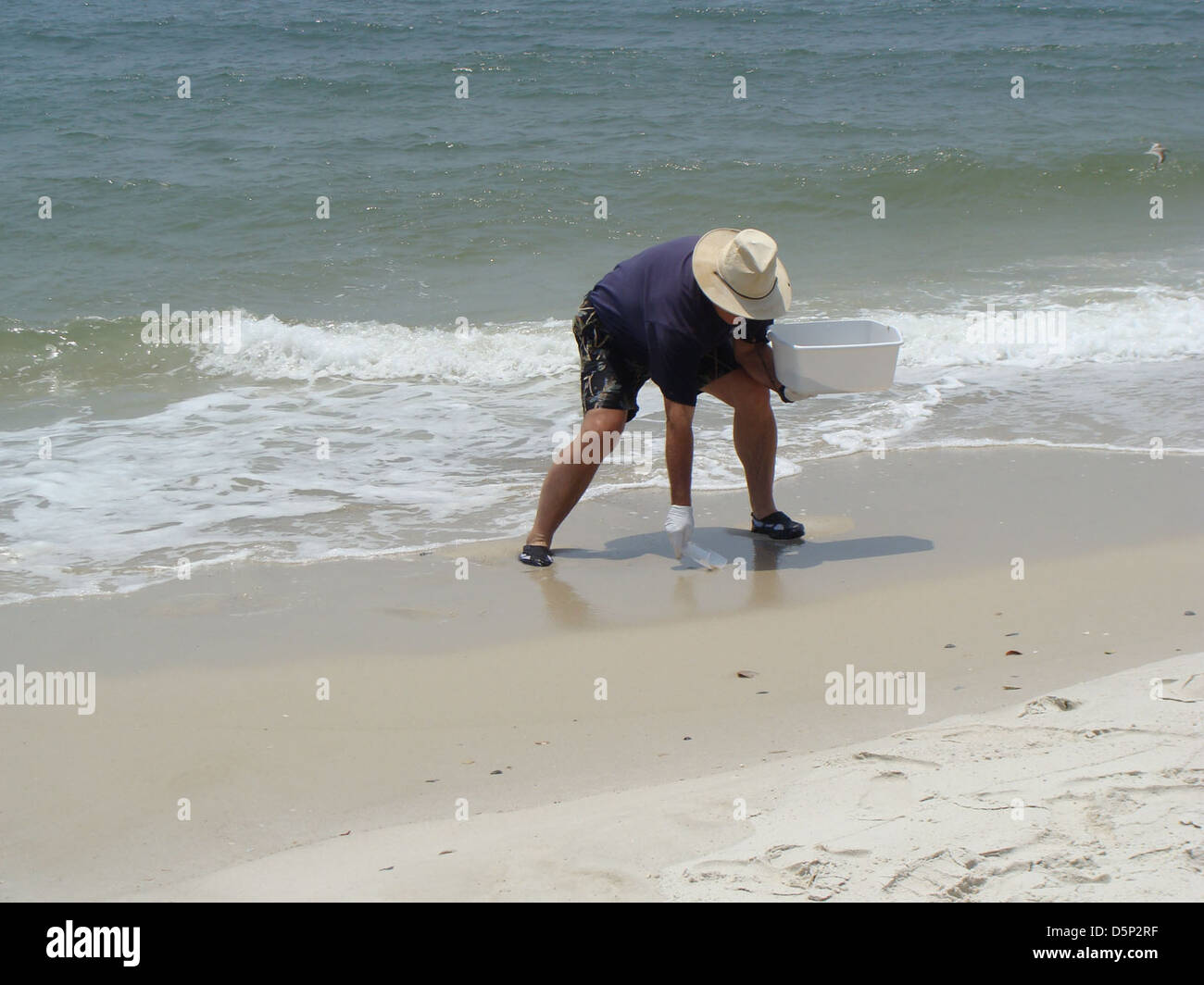 Spill disaster hi-res stock photography and images - Alamy