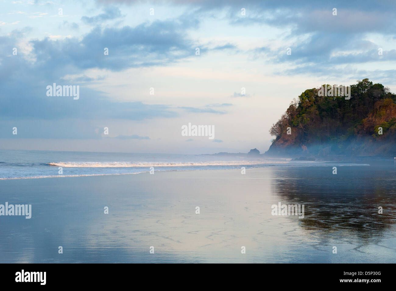 Hermosa Beach Pacific Ocean, Costa Rica Stock Photo - Alamy