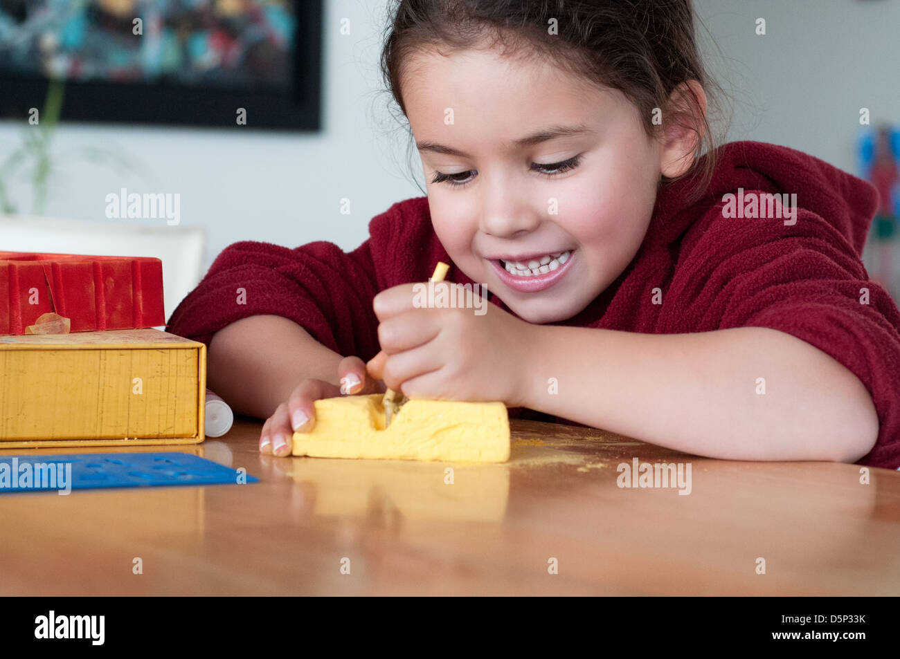 Stay at home crafts hi-res stock photography and images - Alamy