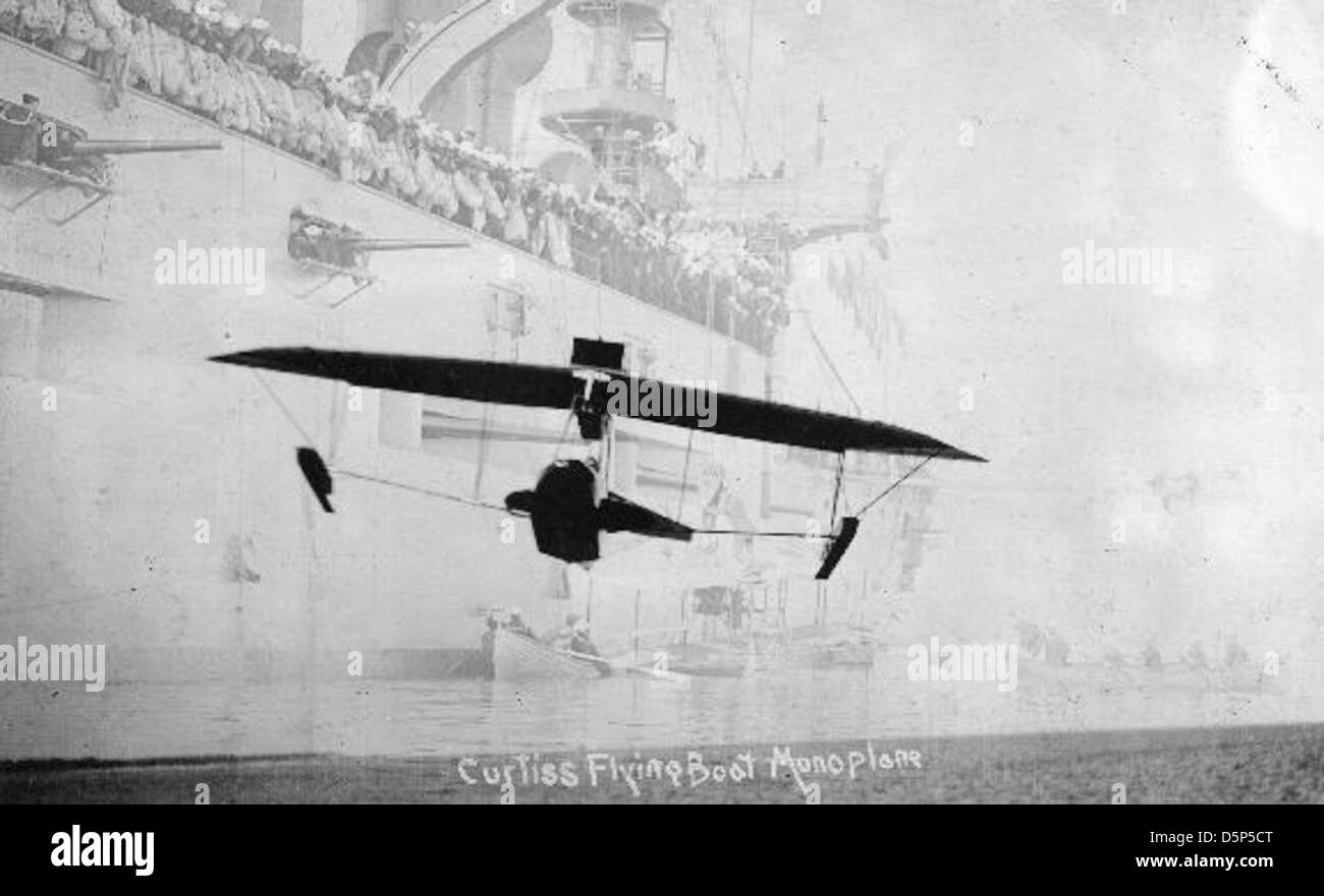 The Curtiss Model M flying boat, powered by the Curtiss OX-5 engine ...