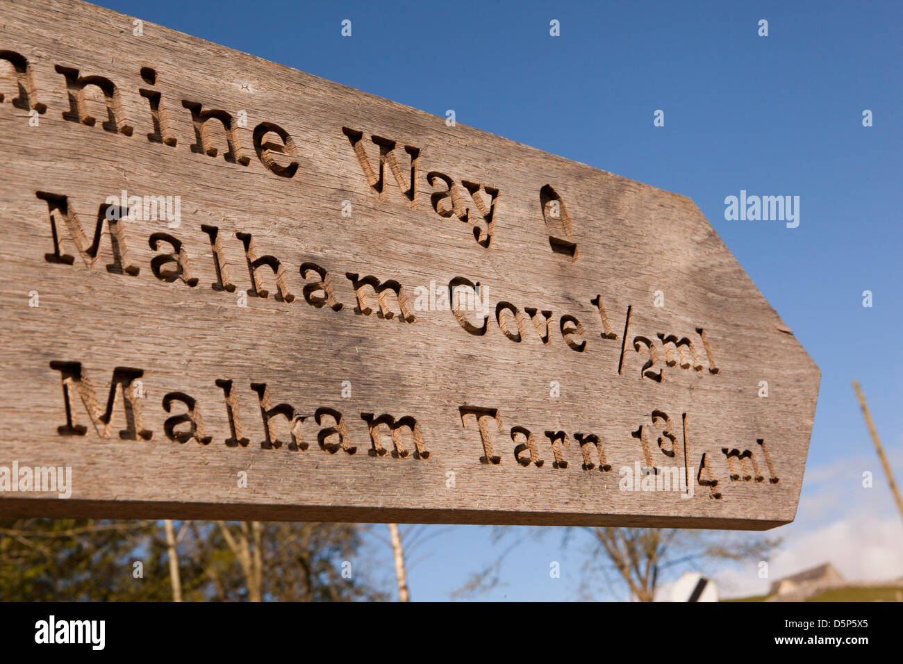 Yorkshire post signs hi-res stock photography and images - Alamy