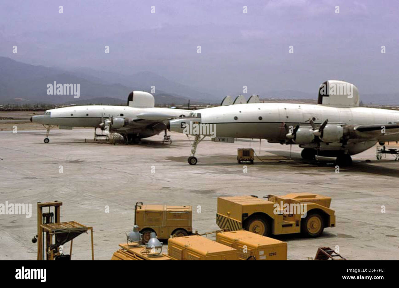 The VW-1 TE-8 and TE-7 are military aircraft used in airborne early ...