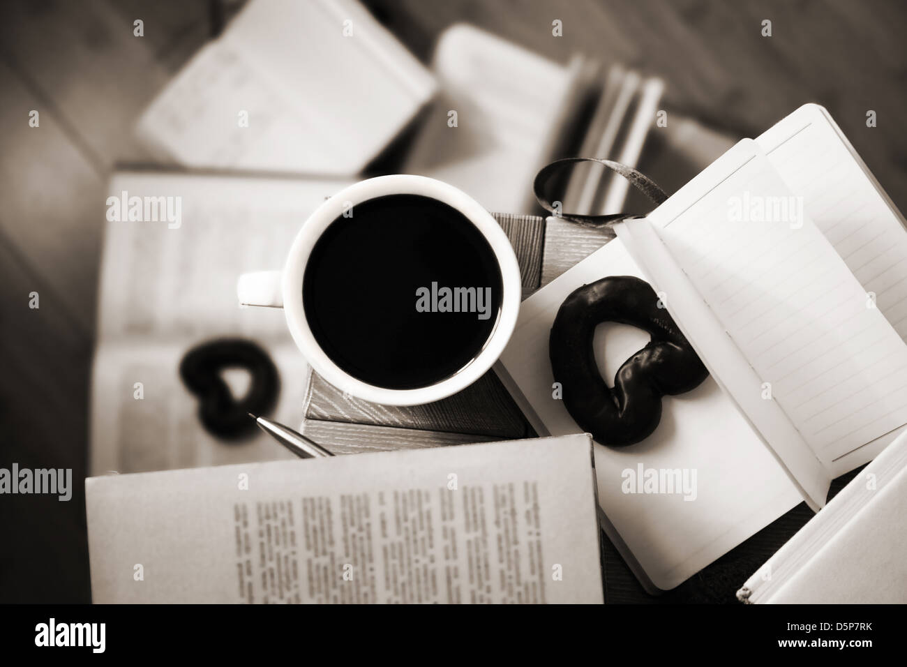 Coffee books hi-res stock photography and images - Alamy