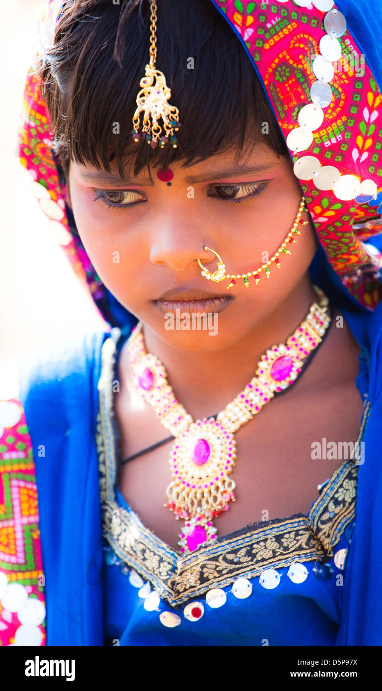 Girls at a traditional Indian dance, Pushkar Camel Festival Stock Photo ...