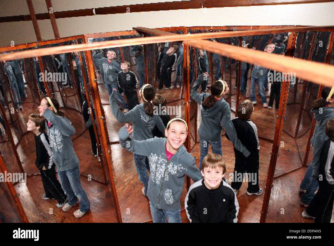 6445 hi-res stock photography and images - Alamy