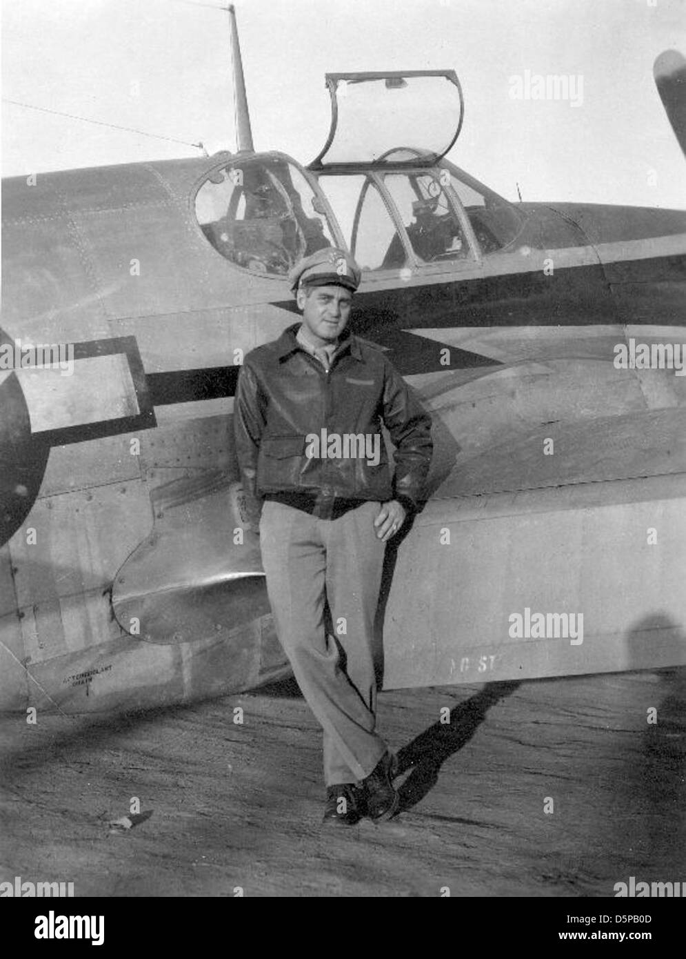 The commanding officer of the squadron hi-res stock photography and ...