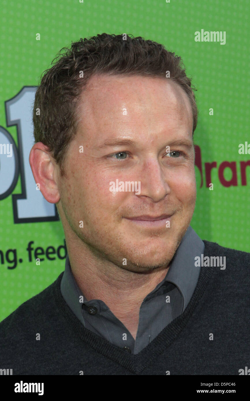 Los Angeles, California, USA. 6th April, 2013. Cole Hauser arrives at ...