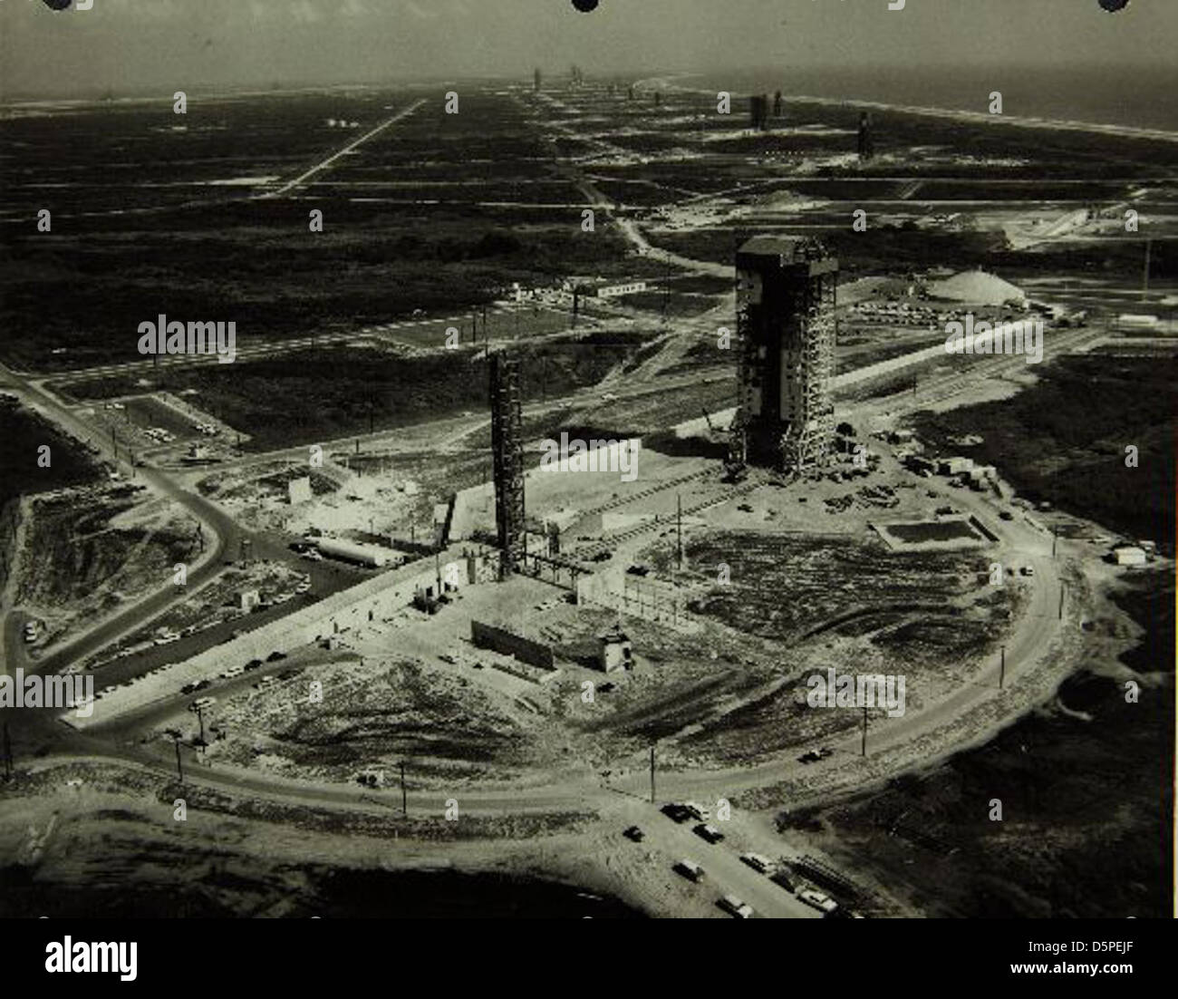 Image depicting the Convair and General Dynamics aerospace factories ...