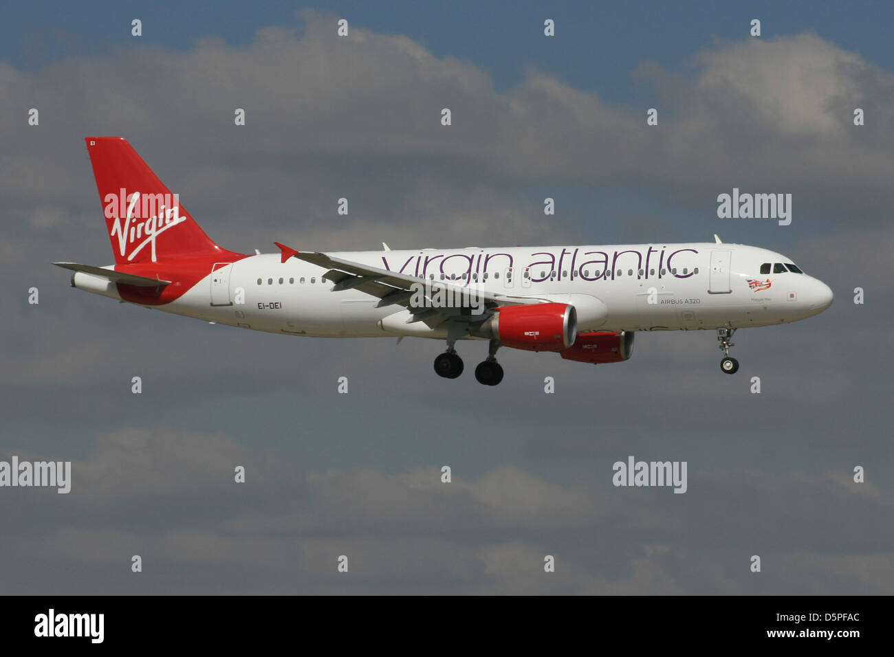 VIRGIN ATLANTIC LITTLE RED AIRBUS A320 Stock Photo - Alamy