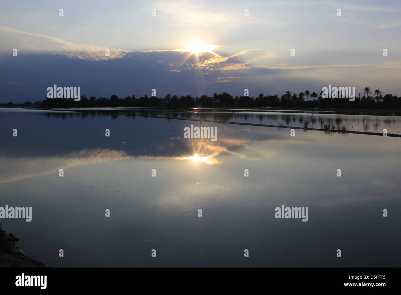 Sunrise from gold coast hi-res stock photography and images - Alamy