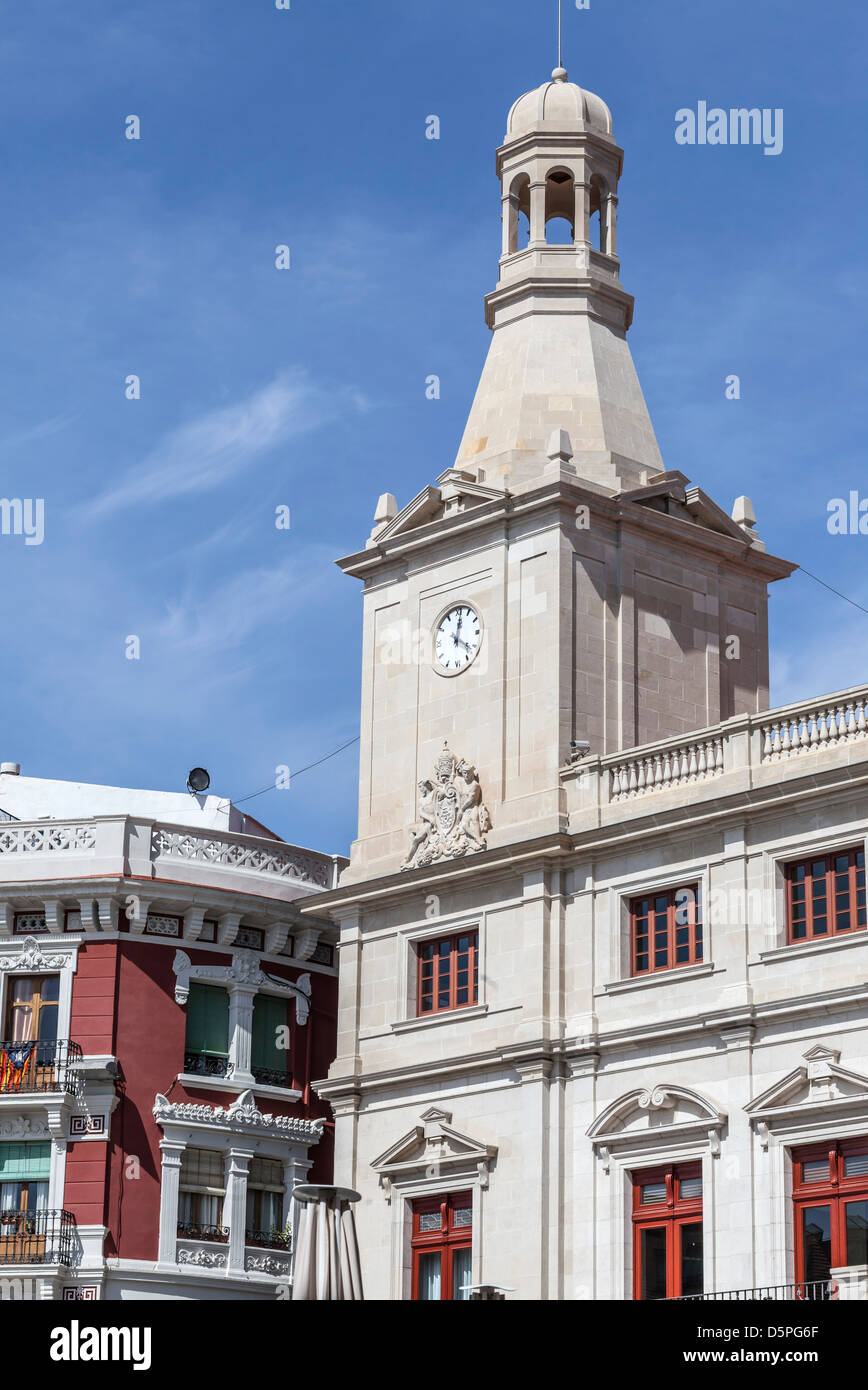 Reus hi-res stock photography and images - Alamy