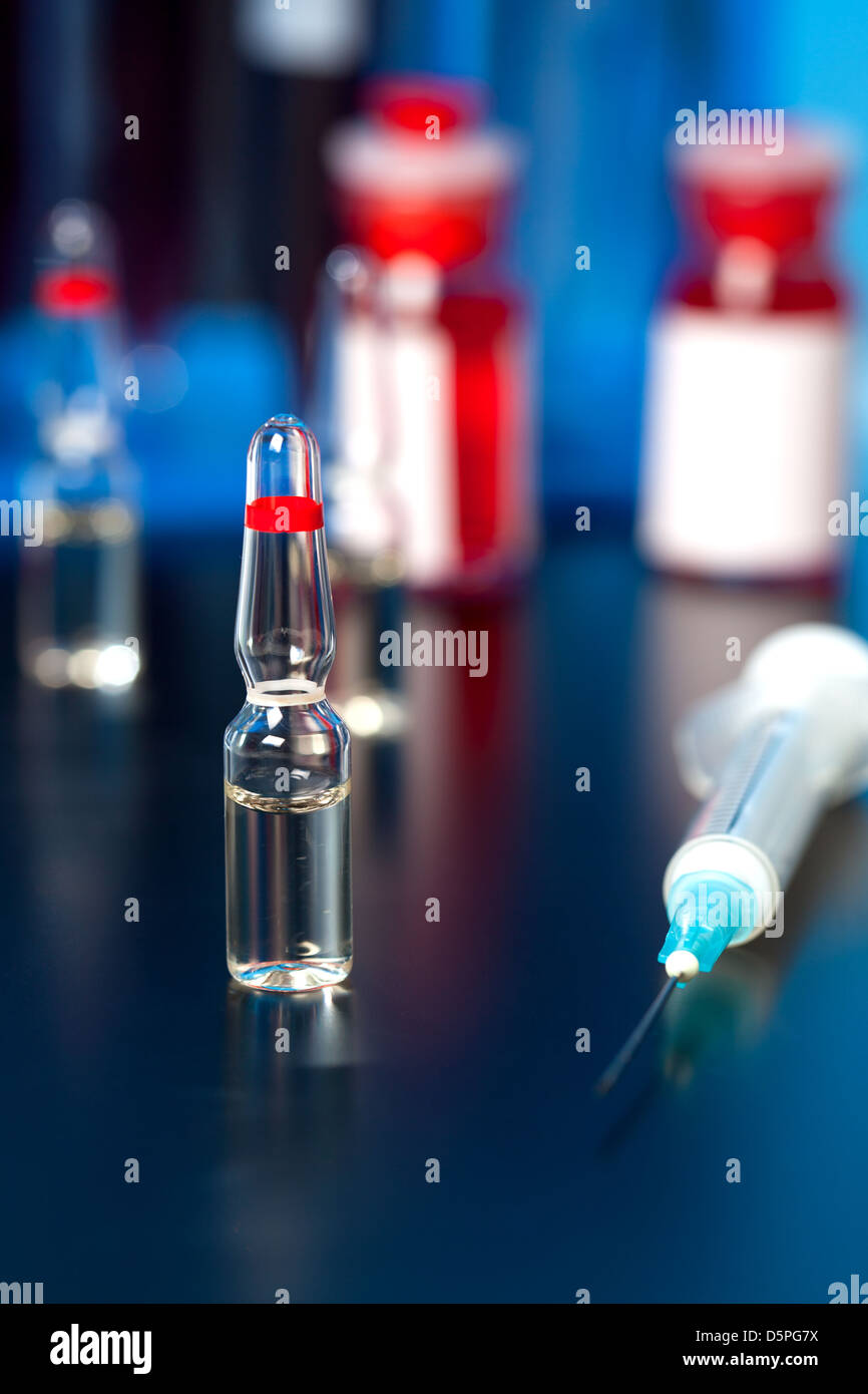 Medical ampoule hi-res stock photography and images - Alamy