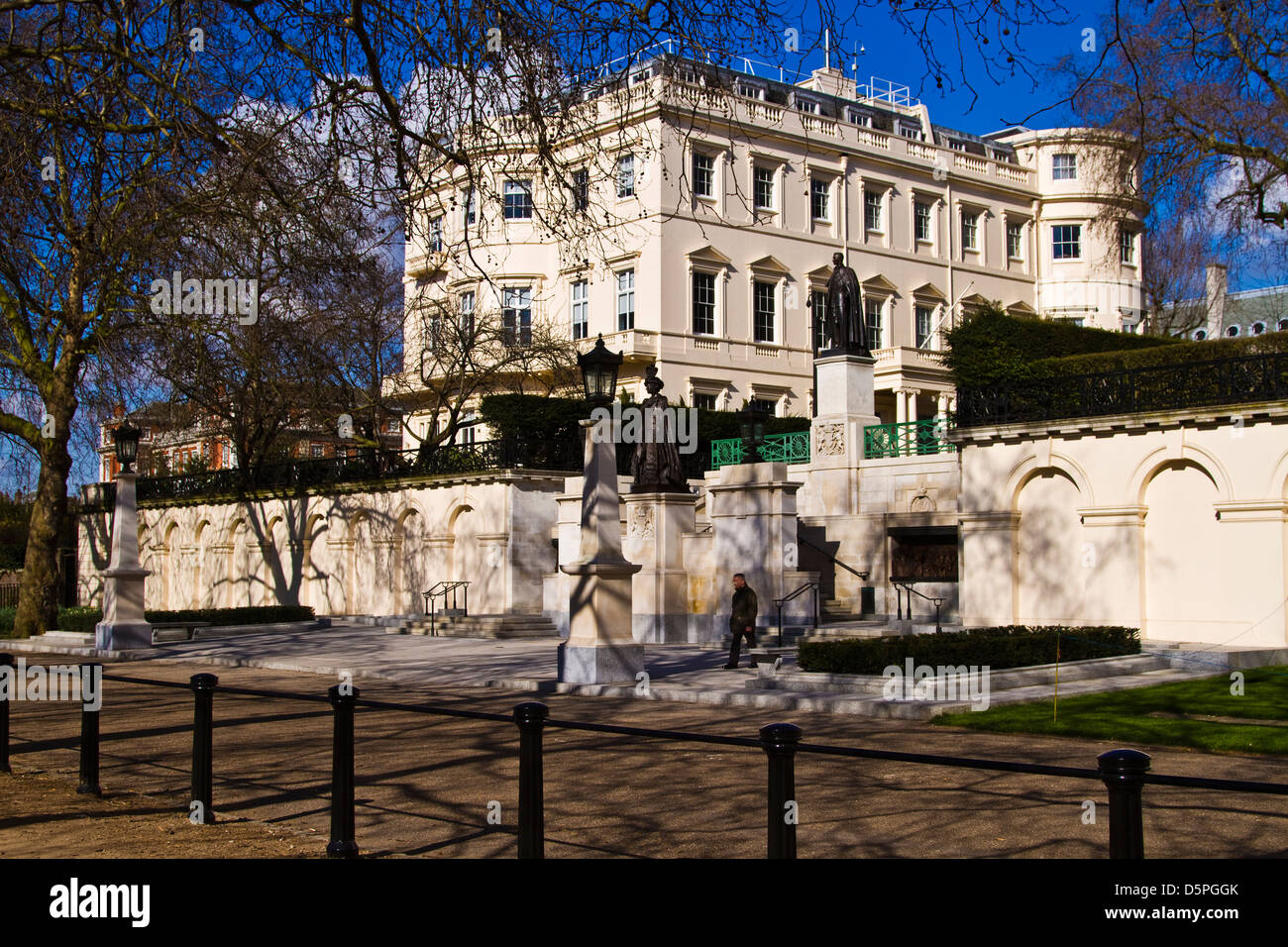Carlton house terrace Stock Photo - Alamy