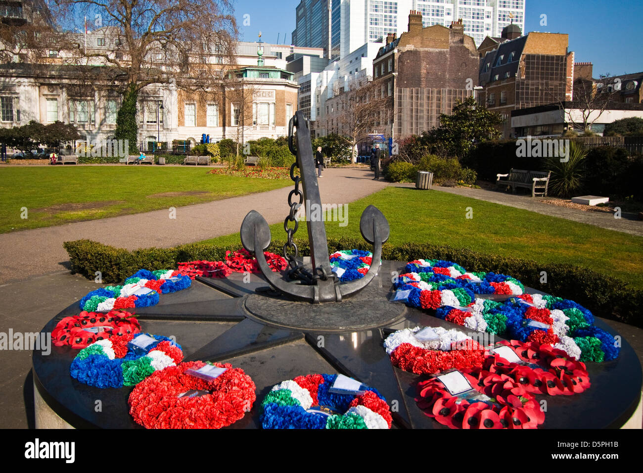 Merchant navy war memorial Stock Photo - Alamy
