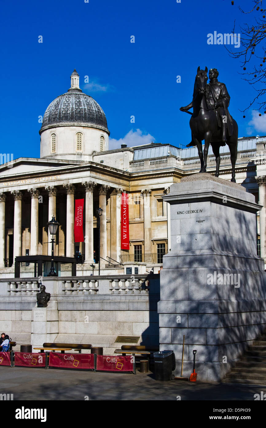 The national gallery trafalgar square hi-res stock photography and ...