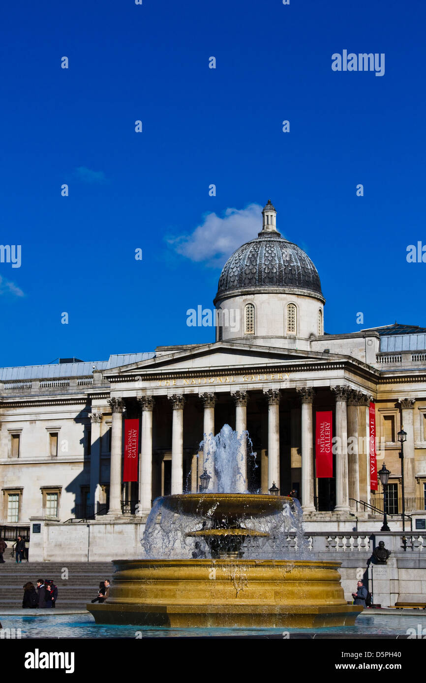 The national gallery trafalgar square hi-res stock photography and ...