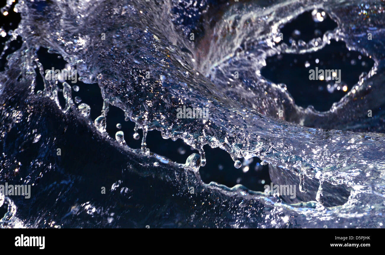 Abstract water droplet hi-res stock photography and images - Alamy