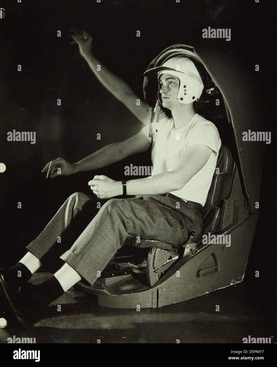 Aircraft escape systems hi-res stock photography and images - Alamy