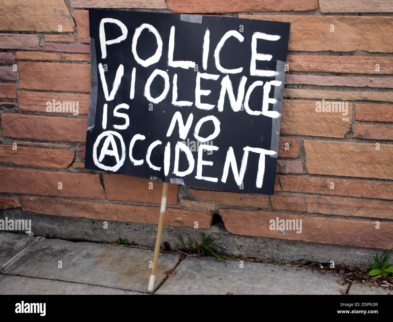 Anti violence sign hi-res stock photography and images - Alamy