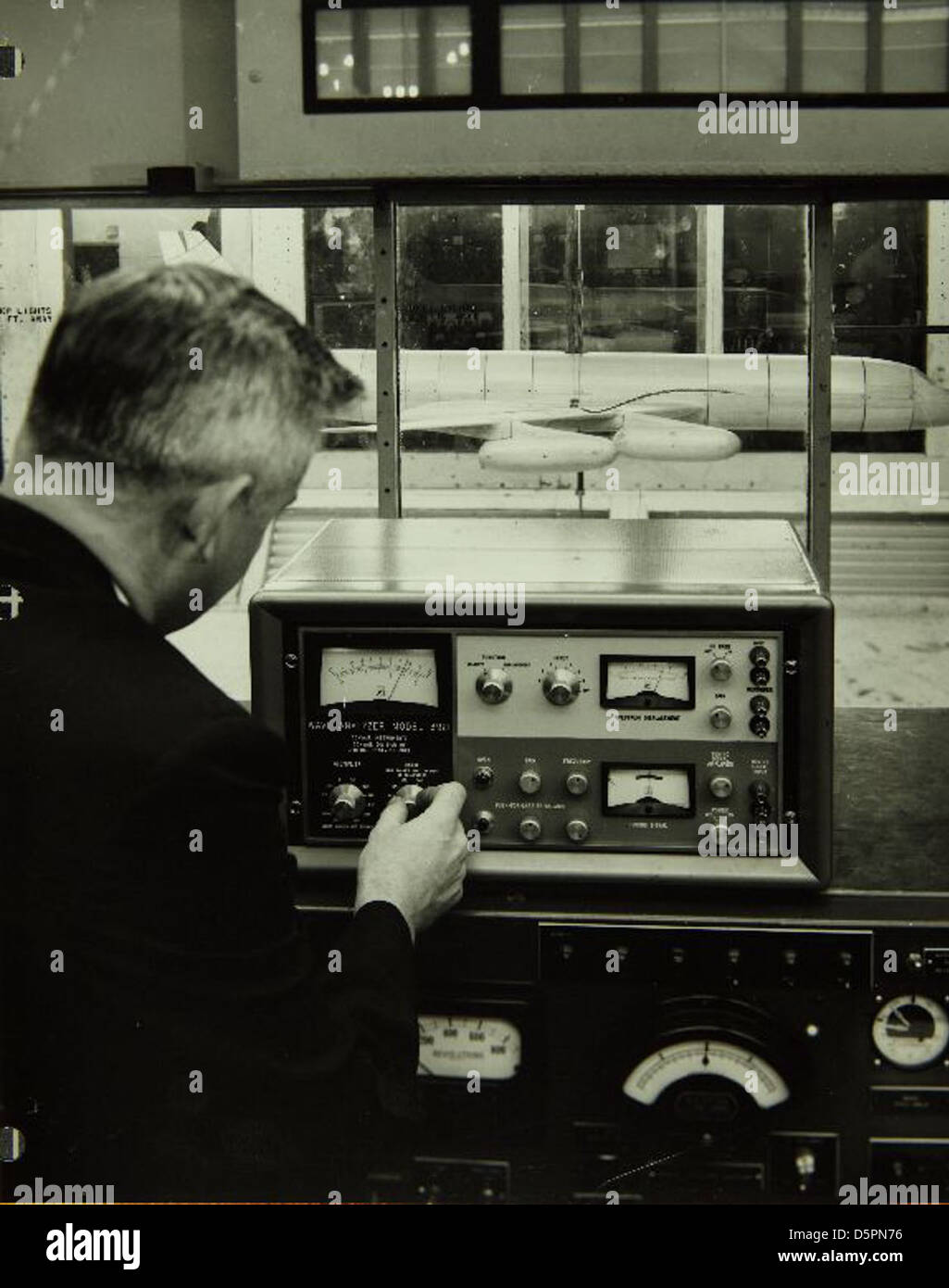 The Wave Analyzer, part of the Consolidated/Convair Aircraft Factory in ...