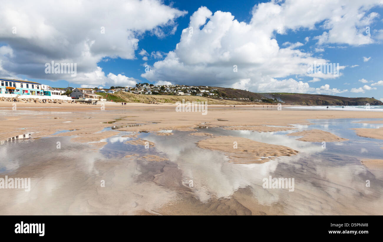 Pools of water on the beach hi-res stock photography and images - Alamy