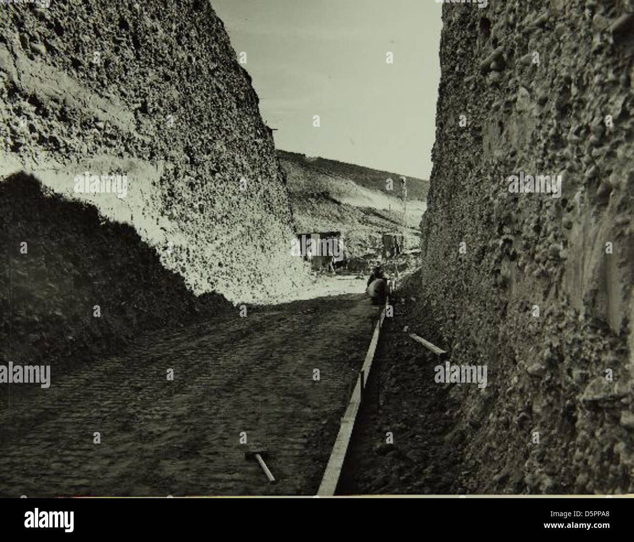 Construction dynamics hi-res stock photography and images - Alamy