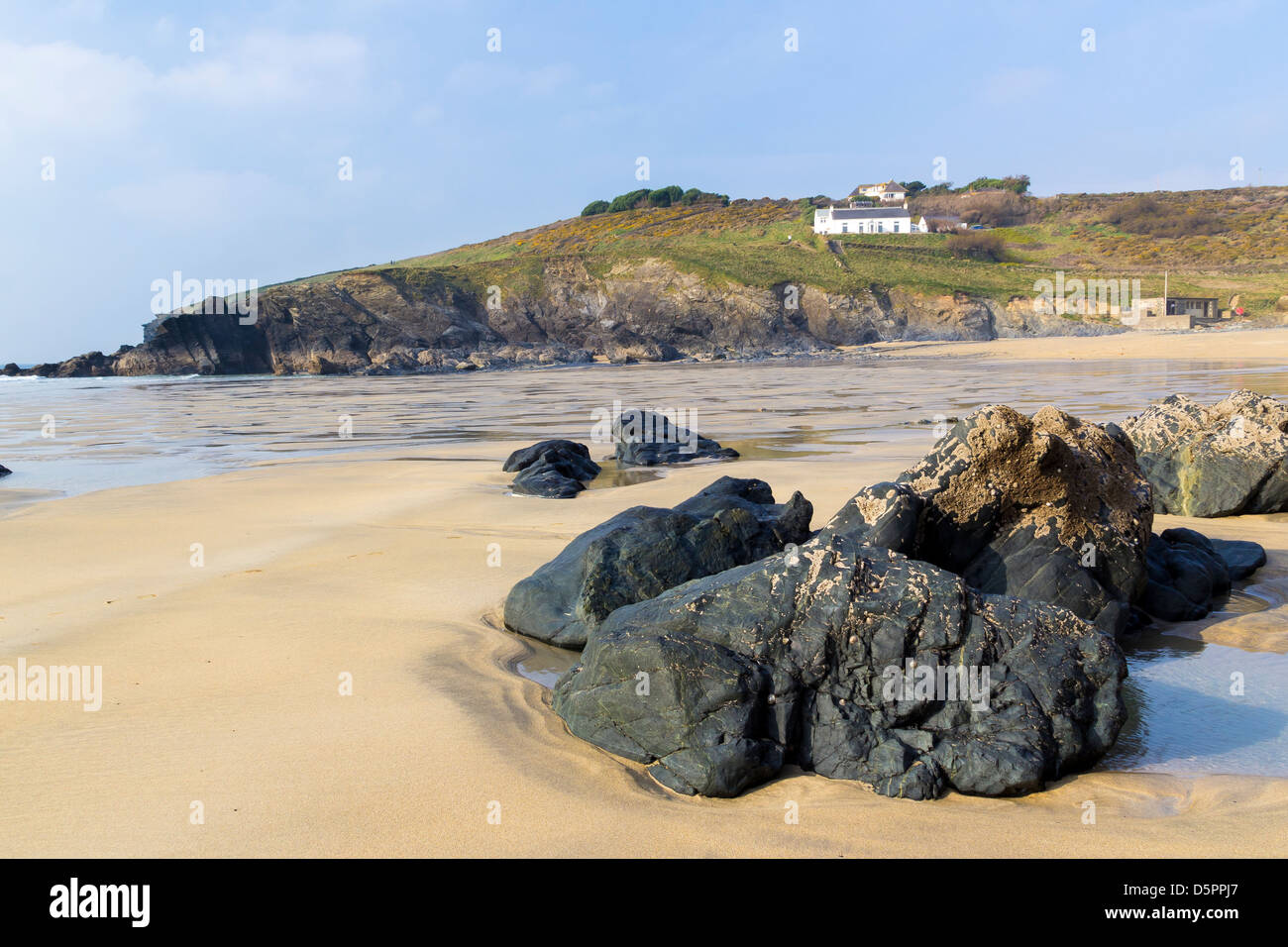 Mullion hi-res stock photography and images - Alamy