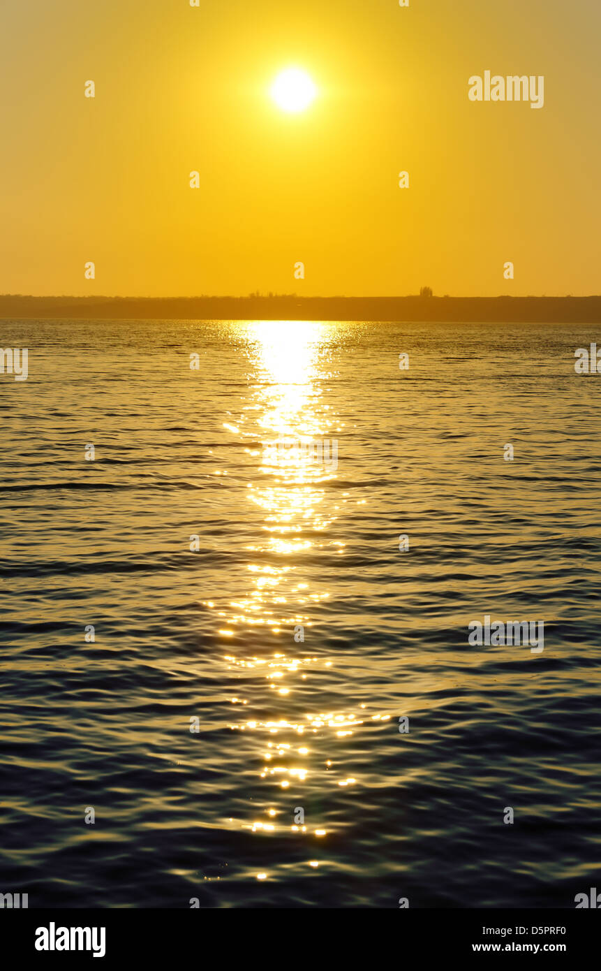 good sunset over river Stock Photo - Alamy