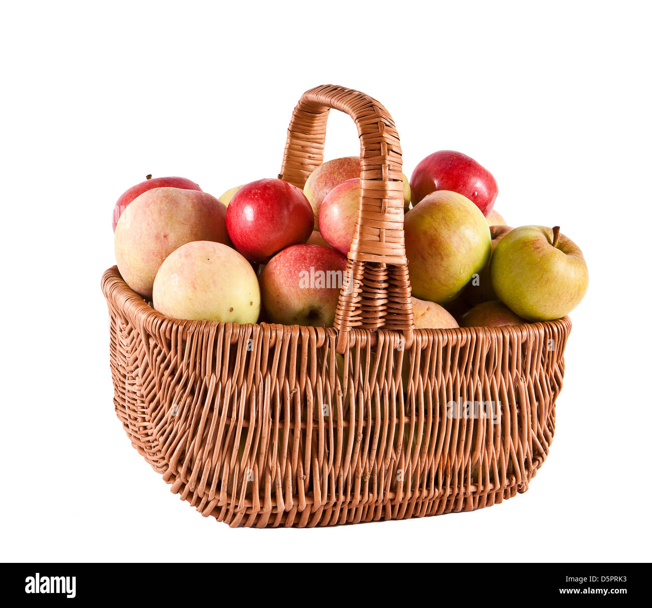 Basket filled with fresh apples from a fruit garden Stock Photo - Alamy