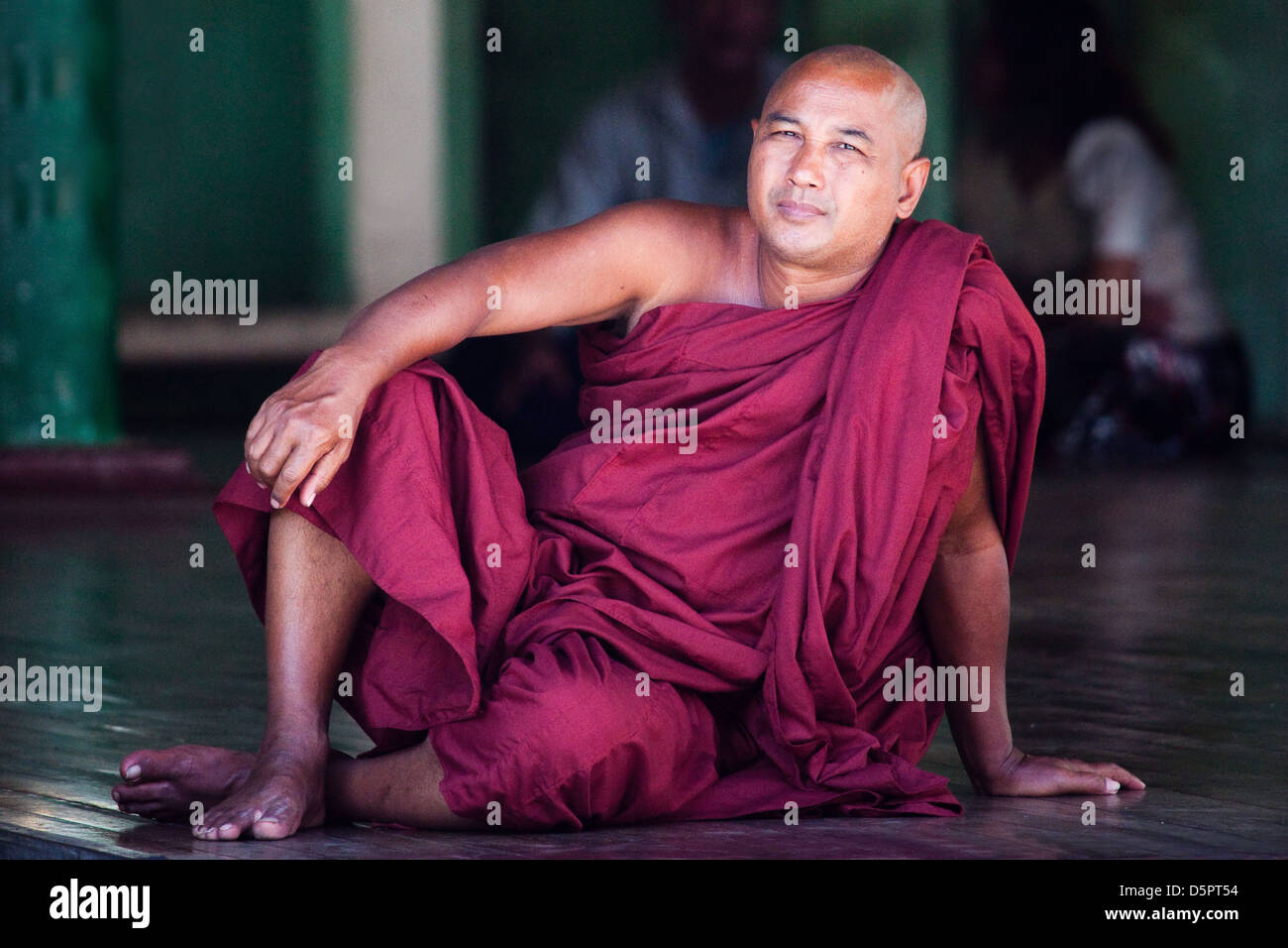 Buddist monk robe hi-res stock photography and images - Alamy