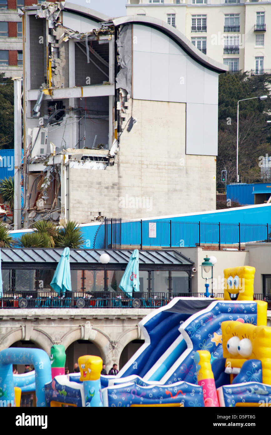 Open air cinema uk hi-res stock photography and images - Alamy