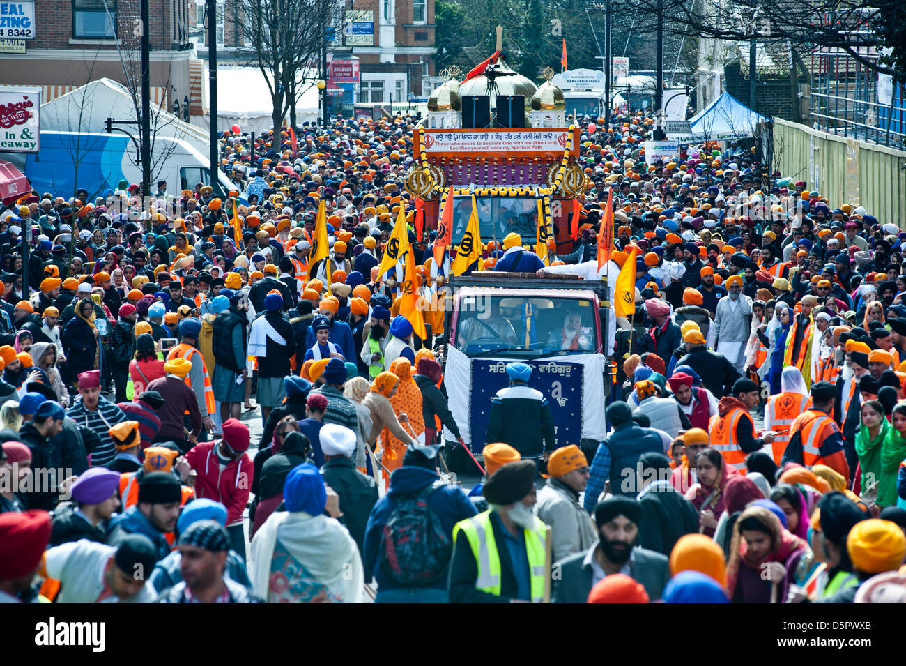 London, UK. 7th April 2013. Tens of thousands of Sikhs gather in ...