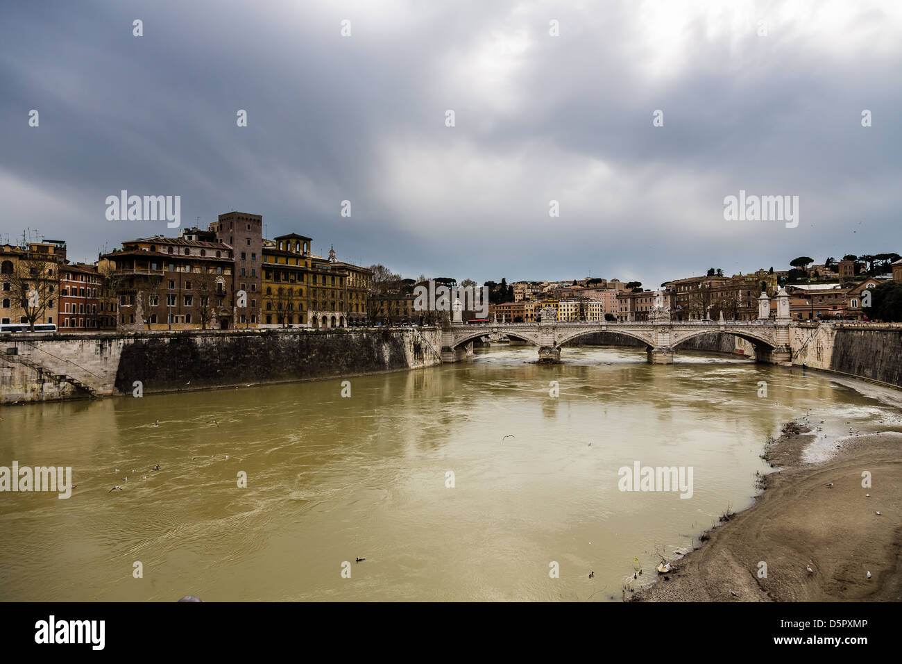 Tiber bridges hi-res stock photography and images - Alamy
