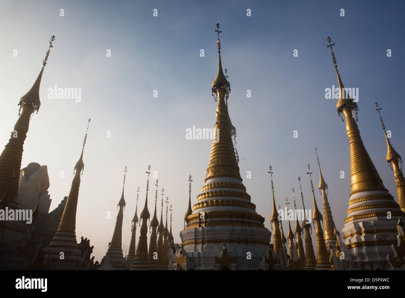 Backpacking myanmar hi-res stock photography and images - Alamy