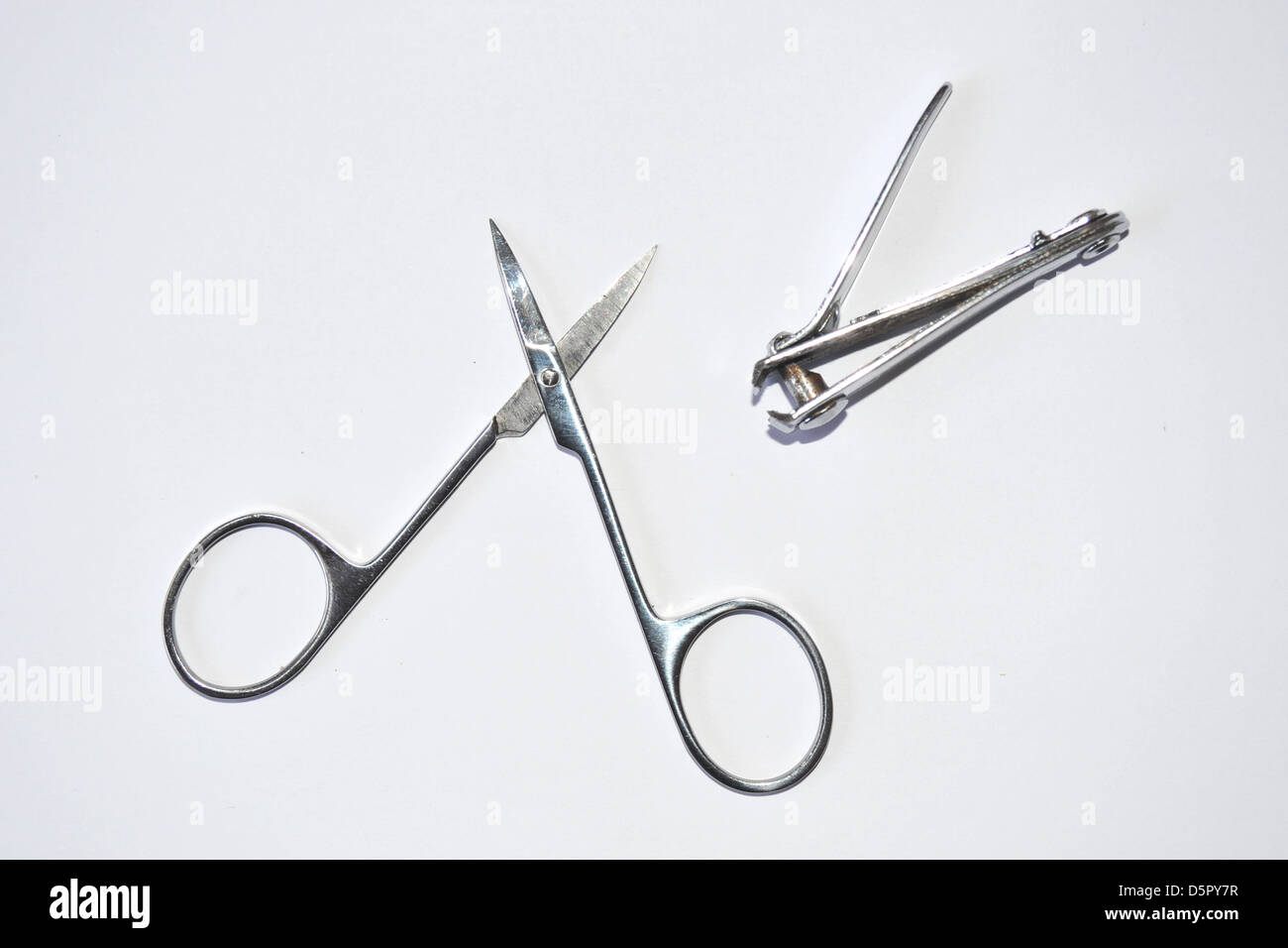 Clipper nail in use hi-res stock photography and images - Alamy