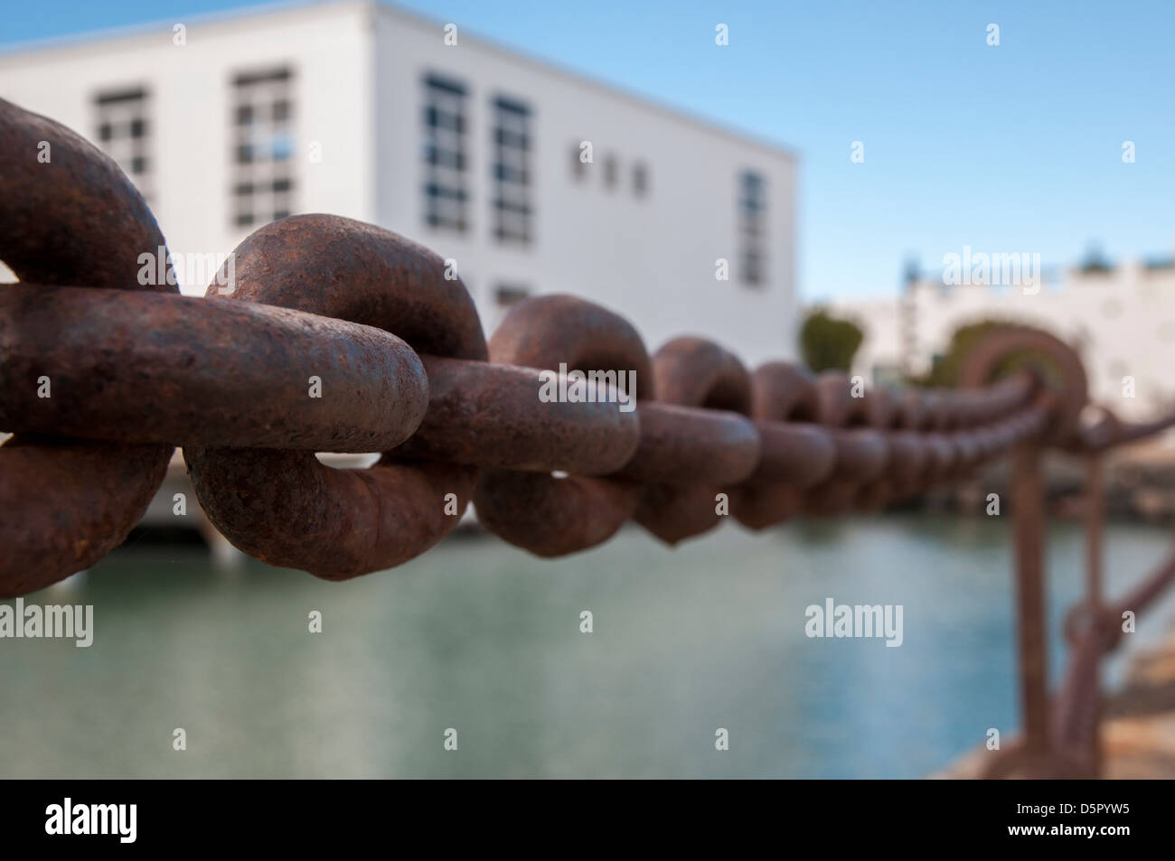Chain of people hi-res stock photography and images - Alamy