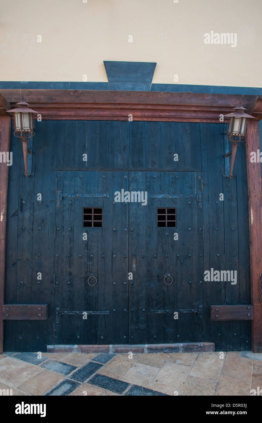 Strange door hi-res stock photography and images - Alamy