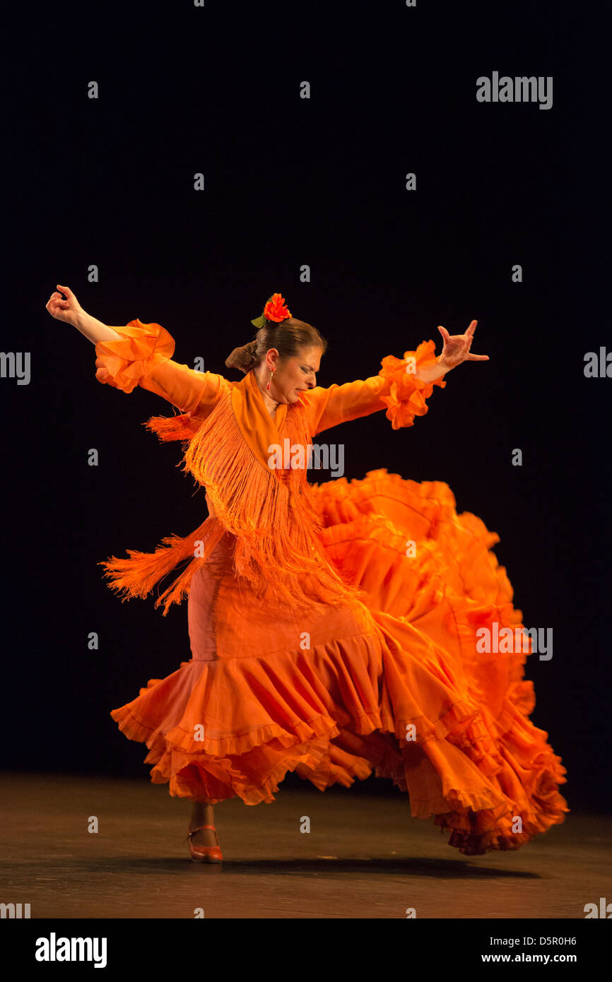 Flamenco festival show performance performing performer theatre theater ...